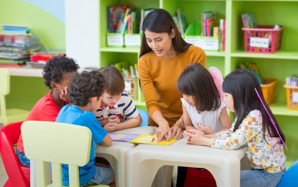 MAESTRA DE PREESCOLAR: ¿CUÁNTO GANA ESTA PROFESIONAL?