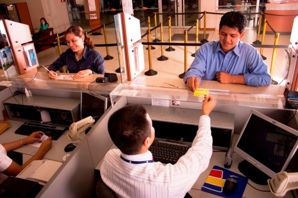 SALDO Y ATENCIÓN AL CLIENTE EN EL BANCO GALICIA